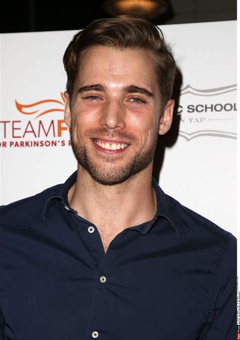 Film O Zgodnom Snjegoviću Zaludio Je I Hrvate Sjećate Li Se Gdje Smo Još Gledali Ovog Glumca