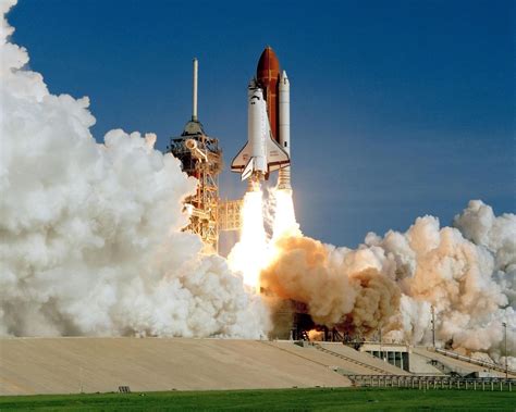 First Commemorative Space Shuttle Launch