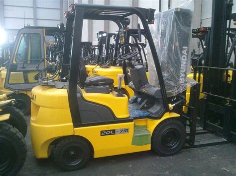 Газовый вилочный погрузчик Hyundai 20l 7m — купить автопогрузчик
