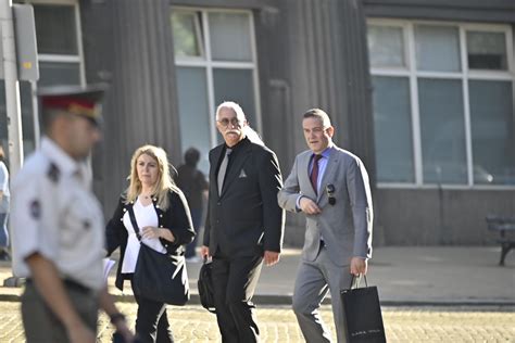 САМО В ПИК И РЕТРО Депутатът Етиен Леви Не ме е срам че влязох в