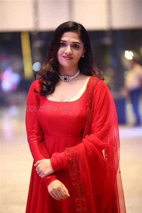 Actress Sunaina In Red Salwar Photos 05 221439 Kollywood Zone