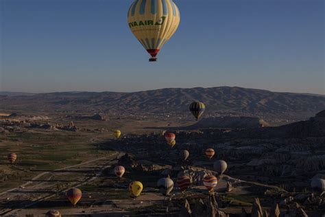 Инцидент с балон с горещ въздух в Кападокия има жертви ВИДЕО СНИМКА