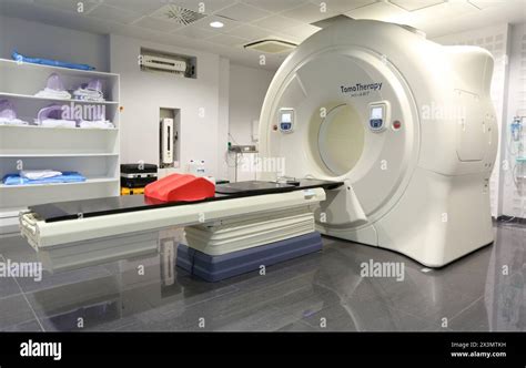 Tomotherapy Hi Art Type Of Radiation Therapy In Which The Radiation