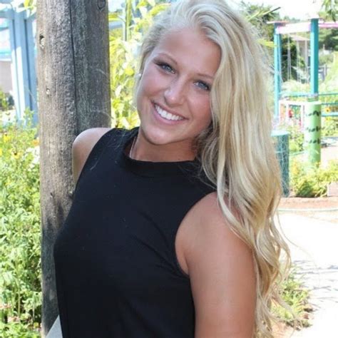 Nicole Roach Youtube