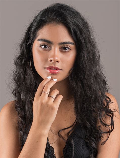 Sofia Fernadez Nova Mm