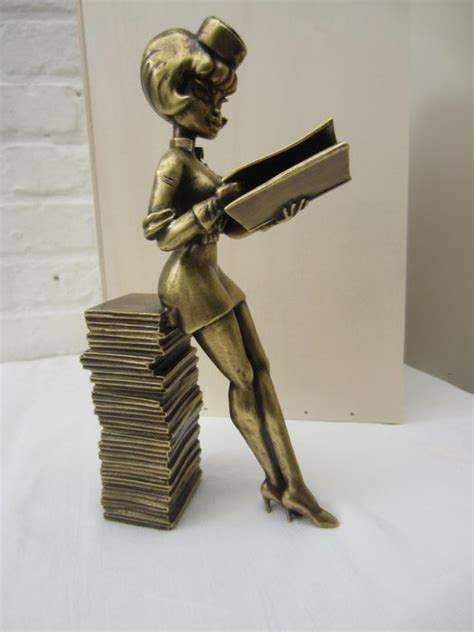 Natacha Natasja Statuette Pixi Atelier Bronze Réf Catawiki