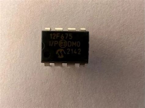 pic12f675 i p microchip microcontrollers at rs 48 piece microchip microcontroller chip in