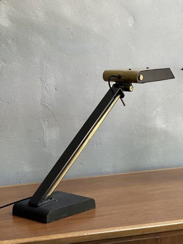 Angular Brass Desk Lamps Set Of 2 For Sale At Pamono Angular Brass Desk Lamps Set Of 2 For Sale At Pamono