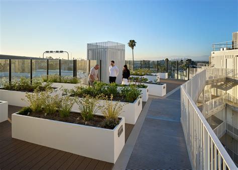 Loha Creates Affordable Housing On Challenging Site In Los Angeles