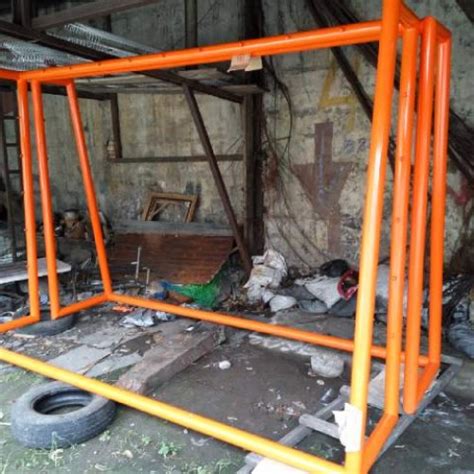 Gambar Tiang Gol Bola Jaring Catherine Jomphe