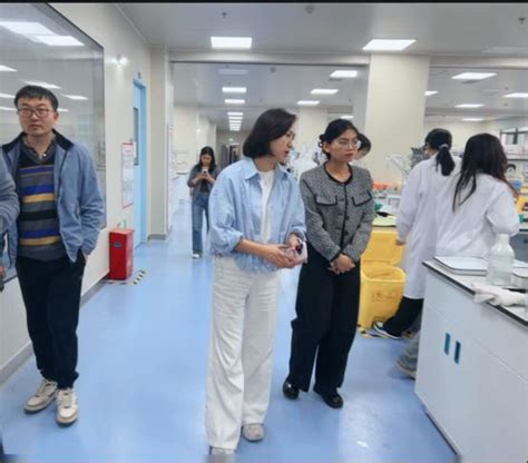 基础医学院进行端午节前实验室安全检查 遵义医科大学基础医学院