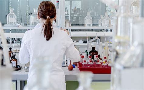 실험 자동화를 위한 리퀴드 핸들러 선택의 첫걸음 실험실 자동화로 혁신을 주도하세요 에이블랩스 Able Labs Inc