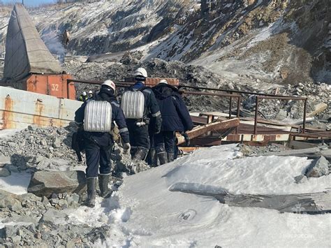 Russian Mine With 13 Trapped Miners Almost Completely Flooded Ria
