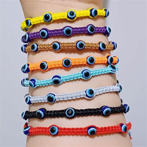 ‎آموزش دستبنددستبنددوستیآلفابافی‎ ‎دوتاآموزش زیباوکاربردی ورق بزنید