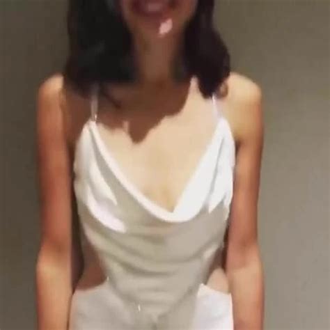 Gal Gadot Compilation à poil vidéos de sexe au format xHamster