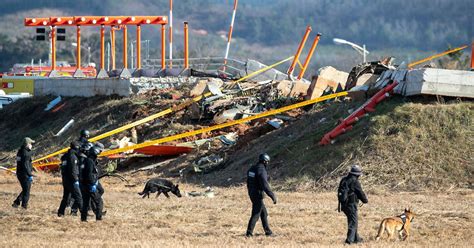 콘크리트로 된 둔덕규정엔 항공기 손상 최소한으로 설치”