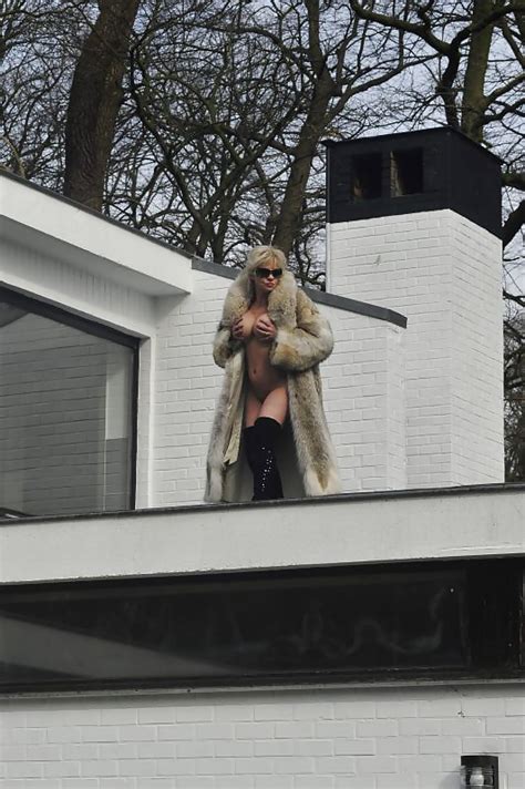 Vanessa Exhib Outdoor Heels Boots Glases Furs Porn Pictures Xxx Photos