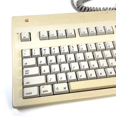 Apple Macintosh Extended Keyboard Ii Model M3501 Adb Ubuy India