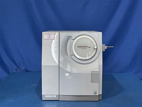 Shimadzu Gcms Qp 2010ultra With Aoc 20i 20s Autosampler In Tokyo Japan