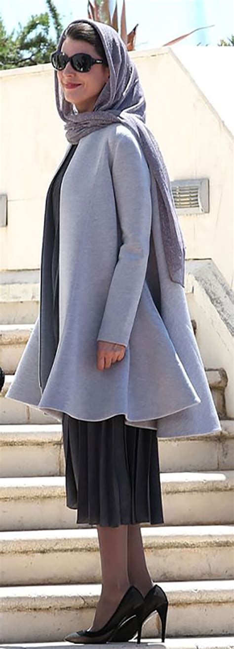 جنجال دامن پوشیدن خانم بازیگران ایرانی در مراسمات خاص عکس ها از نیکی