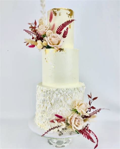 Cake By Susanne Wedding Cakes North Lakes Easy Weddings