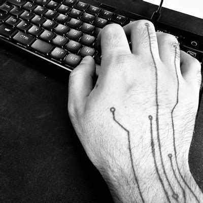 Turning A Wired Keyboard Into Wireless Loop