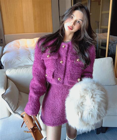 생트샤 양털 트위드세트 양털자켓 양털스커트 겨울 연말모임 파티룩 크리스마스 데이트룩 결혼식하객룩 세미정장 금장