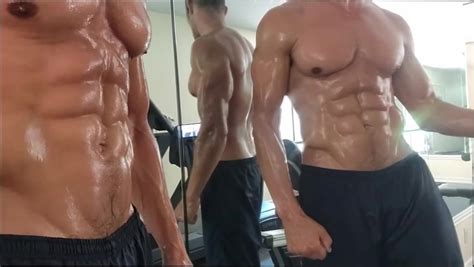 Oily Abs