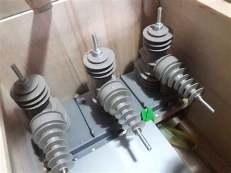 Recloser 3 Pha 27kv 630a Schneider Nu Lec