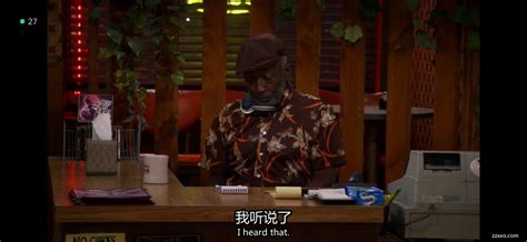 美剧破产姐妹破产姐妹的饭店厨师破产姐妹打扮非常的像夜店的女人去参加舞会女破产姐妹爆炸头发金黄色爆炸头发 她还做了一件孕妇物品供卧室使用 She also made a
