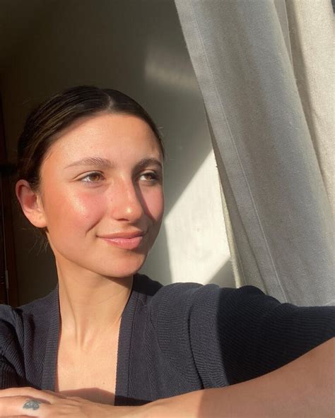 Skylar Mae Bio Age Career Net Worth Height Education