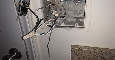 Trying To Separate Power From Vanity Light And Fanlight Fixture Into