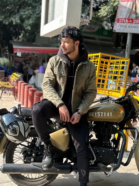 Moksh Karanwal On Linkedin Overcomesocialanxiety Breakyourbubble Authenticself