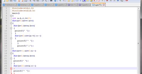 membuat segitiga dengan program c