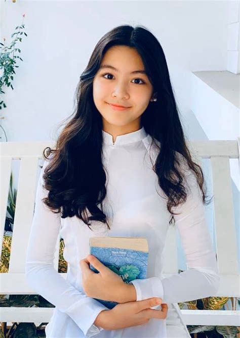 L Lem Con G I Quy N Linh C C Nh Nh Trong Clip Ho N I Trang Ph C V I B