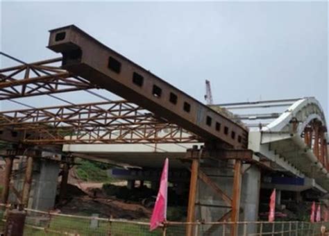Monitoring And Control Of Steel Truss Arch Bridge Jacking Construction
