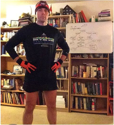 Pin By Melvin On My Likes Men Wearing Skirts Man Skirt Mini Skirts