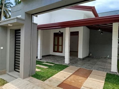 අඩුවට ගෙවල් අඩුවට ගෙවල් සහා ඉඩම් Aduwata Gewal Idam