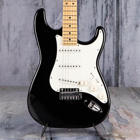 Suhr Classic S Sss Black Reverb