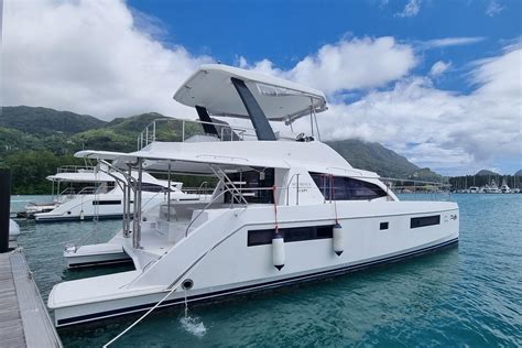 2019 Leopard 43 Powercat Power Catamaran For Sale Yachtworld