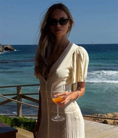 Cuore A Shanghai Testa A Ibiza Laila Hasanovic In Bianco Lascia Tutti
