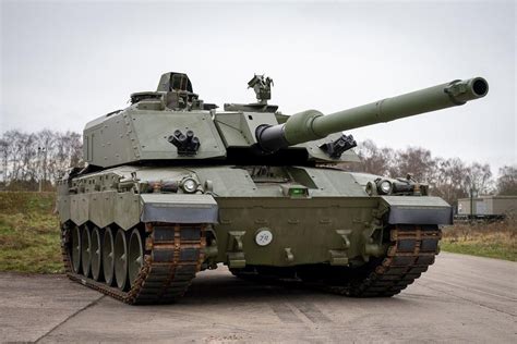 情報英國新一代主戰車 挑戰者 原型車畫面釋出 軍事策略 哈啦板 巴哈姆特