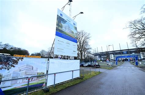 15 Millionen Euro Projekt Vorm Stadion Hsv Baut Seine Eigene Klinik