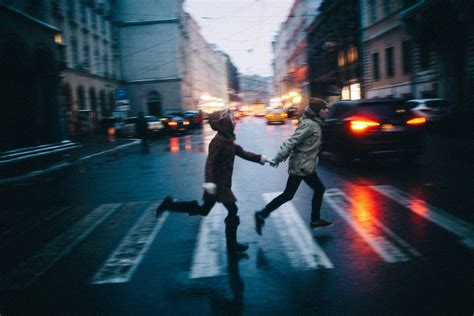 Фото С Друзьями На Улице Ночью —