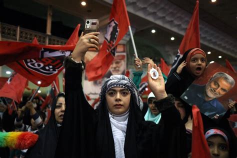 Is 이란 추모식 테러가 자신들 소행이라고 주장