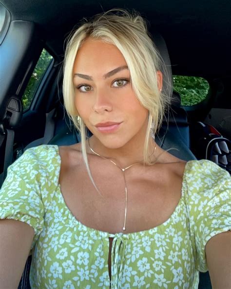 Same Girl Different Font🌱