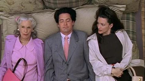 Всички публикации за Франсис Стърнхаген Elle Bg