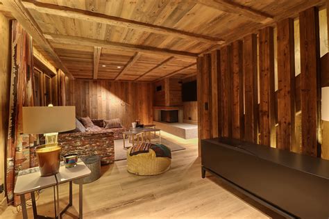 Comment Choisir Les Fenêtres Et Portes Pour Un Chalet En Bois En Haute Savoie Clife