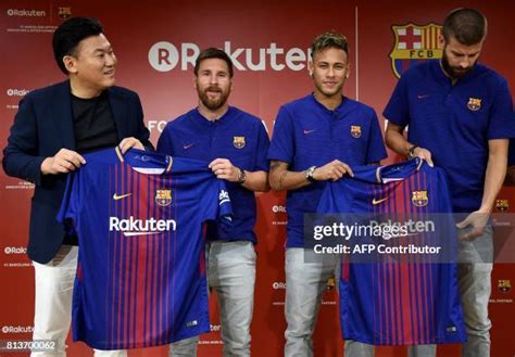 Rakuten Photos Photos And Premium High Res Pictures Getty Images