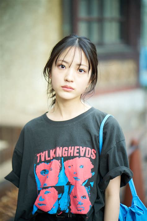 次世代スターの原石 人を掲載した写真集美少女百選 が発売 ENTAME next アイドル情報総合ニュースサイト